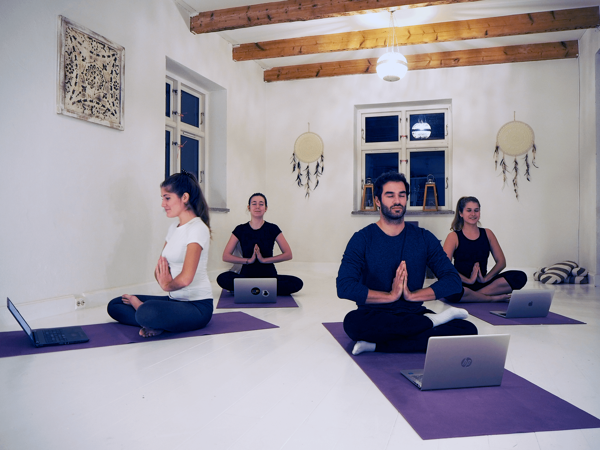 Yogi Living Ashram ⋆ Home Page